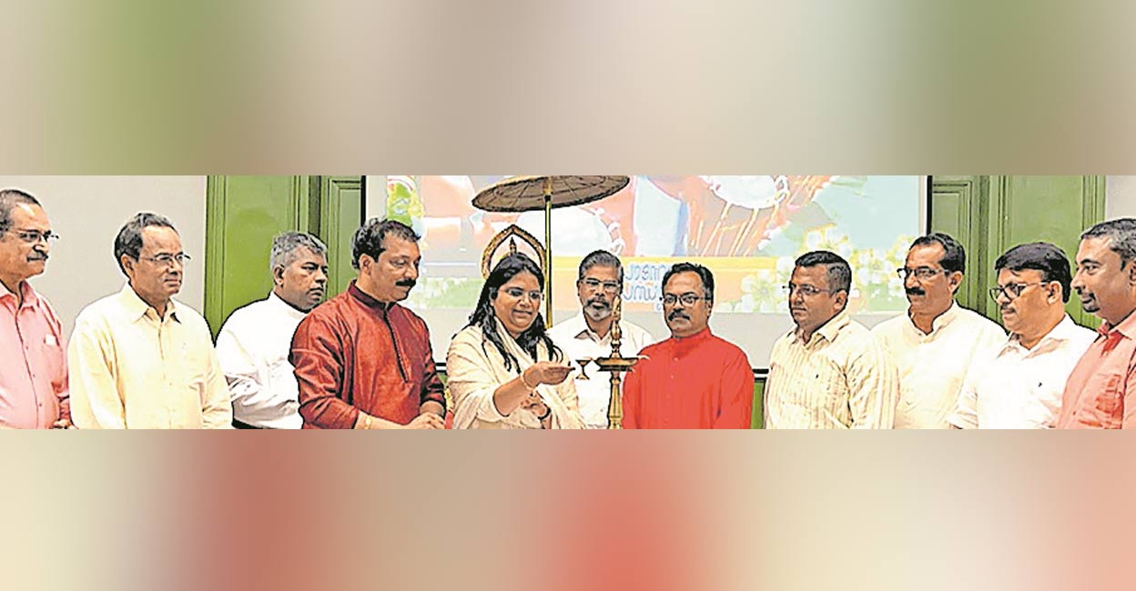വൈഎംസിഎ ഷാർജ ഓണാഘോഷവും കുടുംബസംഗമവും - Jebi Mather MP inaugurated YMCA ...