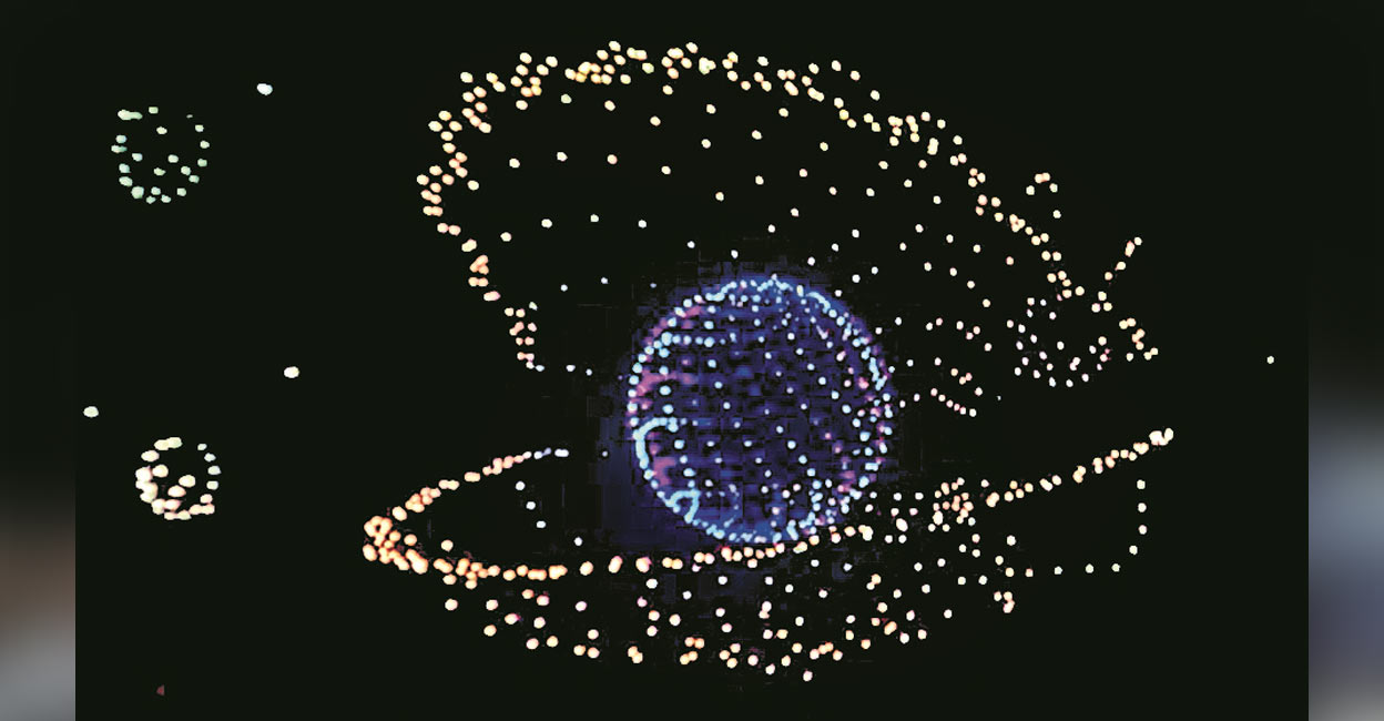 പുതുവർഷം ഗംഭീരമാക്കി റാസൽഖൈമ വെടിക്കെട്ട് ഡ്രോൺ ഷോ ആറാം വർഷവും റെക്കോ ...