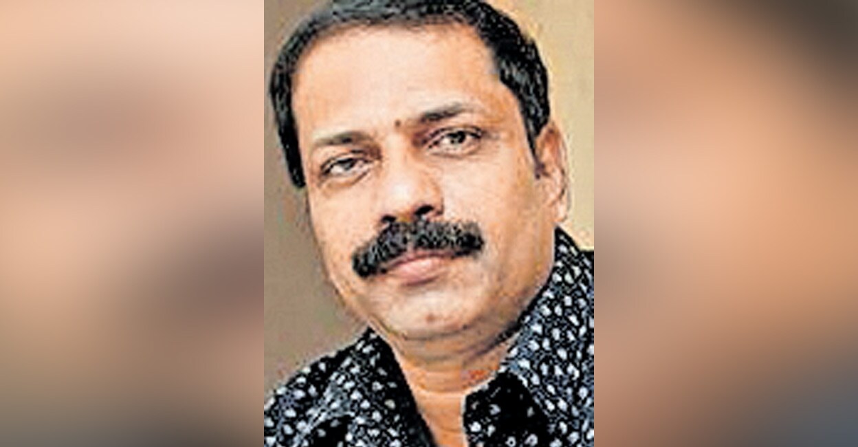 ശിഹാബുദ്ദീൻ പൊയ്ത്തുംകടവിന് ഇസ്‌ലാമിക് സെന്റർ സാഹിത്യ അവാർഡ് - Writer ...