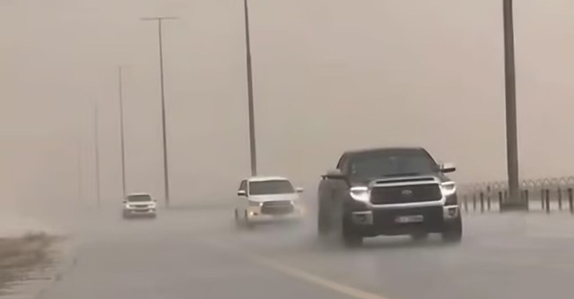 യുഎഇയിൽ വരുംദിവസങ്ങൾ മഴ കനക്കാൻ സാധ്യത; രാജ്യത്തെ എല്ലാ പള്ളികളിലും ...