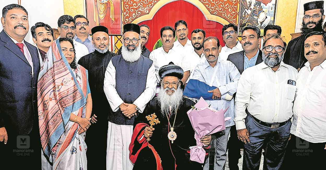 ബസേലിയോസ്‌ മാത്യൂസ്‌ തൃതീയൻ കാതോലിക്കാ ബാവായ്ക്ക്‌ സ്വീകരണം - Baselios ...