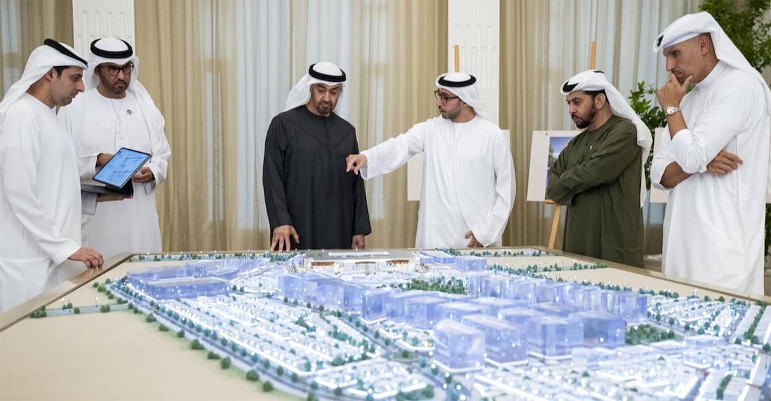 അൽ ജസീറ ക്ലബ്ബിന്റെ പുതിയ സ്റ്റേഡിയം രൂപരേഖ വിലയിരുത്തി യുഎഇ പ്രസിഡന്റ് ...