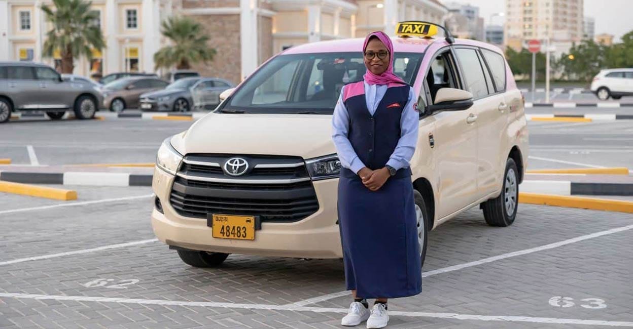 ടാക്സി ഡ്രൈവർമാർക്കായി പുതിയ യൂണിഫോമുകൾ അവതരിപ്പിച്ച് ആർടിഎ - Dubai RTA ...