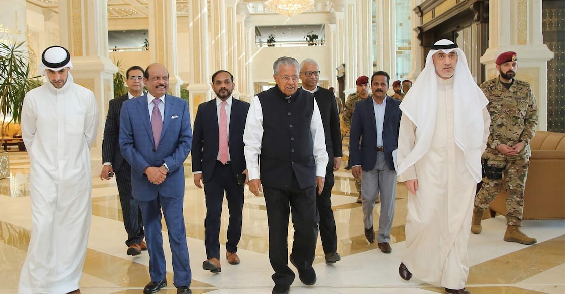 കുവൈത്തിൽ മുഖ്യമന്ത്രി പിണറായി വിജയന് ഊഷ്മള സ്വീകരണം ...