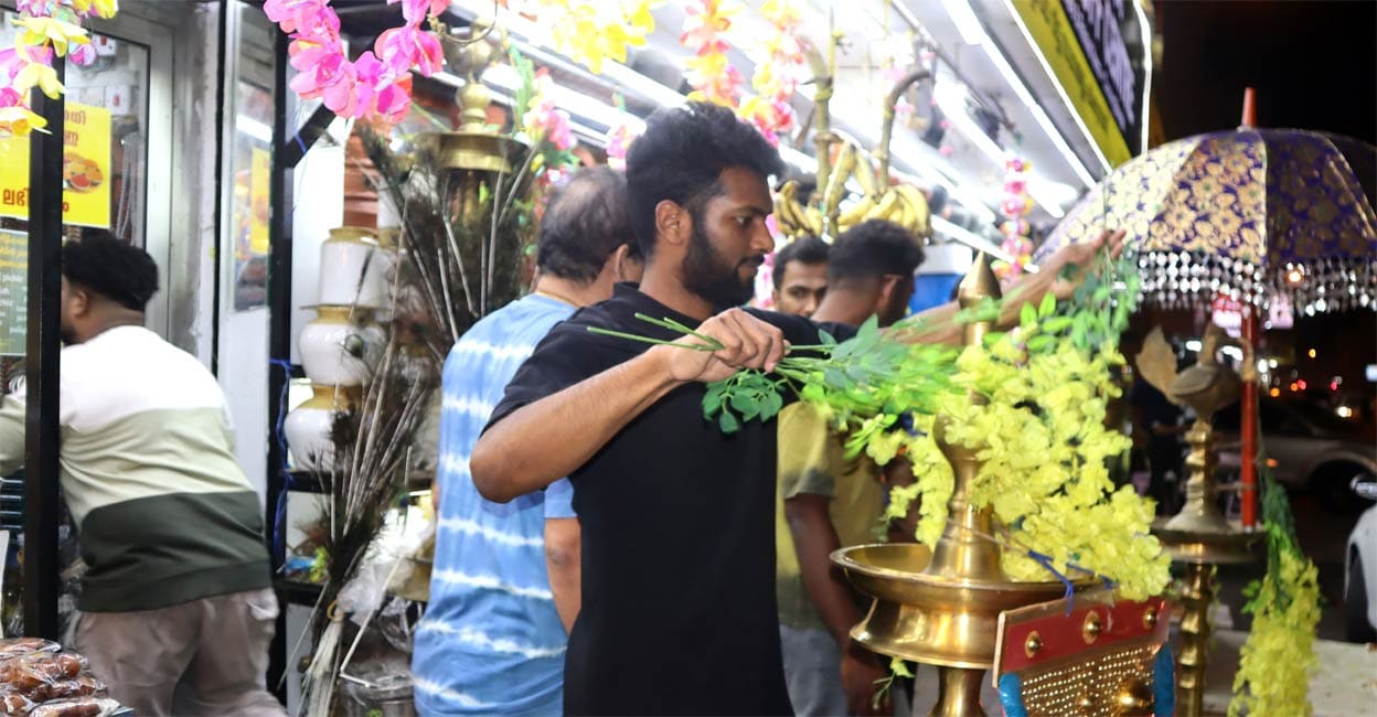 ബഹ്‌റൈനിൽ മലയാളികളുടെ വിഷു ആഘോഷം തുടങ്ങുന്നു പ്രവാസ ലോകത്തെ 'കൊച്ചു കേരളം' - Alfanar Vegetables ...