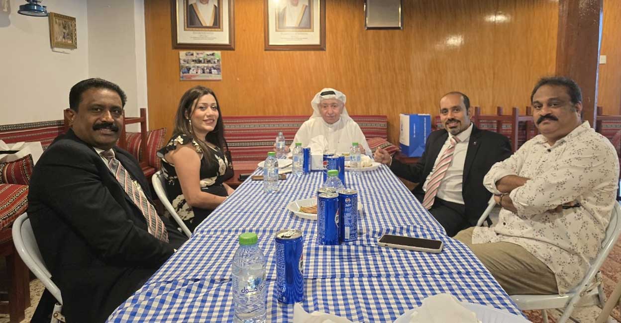 ഗൾഫിലെ ആദ്യ അറബ് പാസ്റ്റർ: ദുരിത കാലത്ത് കേരളത്തെ ചേർത്തുപിടിച്ച സ്നേഹം ...