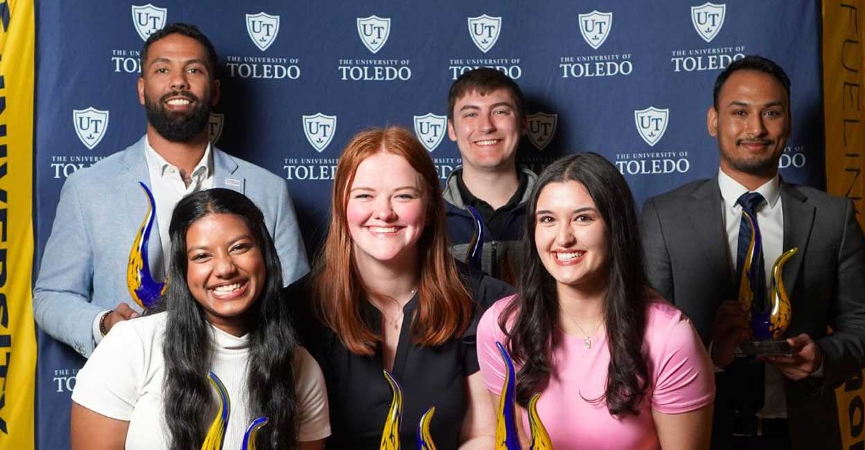 ആറിൽ ഒരാൾ മലയാളി ടവർ ഓഫ് എക്സലൻസ് അവാർഡ് അടൂർ സ്വദേശിനിക്ക് - Amala ...