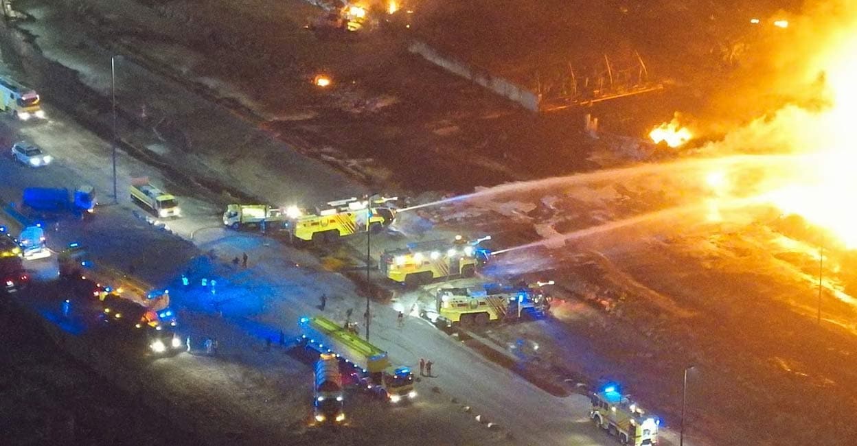 റാസൽഖൈമയിലെ അൽ ഹലീല വ്യവസായ മേഖലയിൽ വൻ തീപിടിത്തം - Ras Al Khaimah fire ...