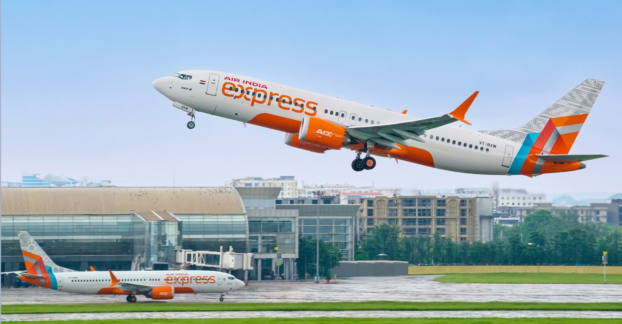 കേരളം - ഗൾഫ് സർവീസുകൾ ചുരുക്കി എയർ ഇന്ത്യ എക്സ്പ്രസ്; ടിക്കറ്റ് നിരക്ക് വർധിക്കാൻ സാധ്യത - Air ...