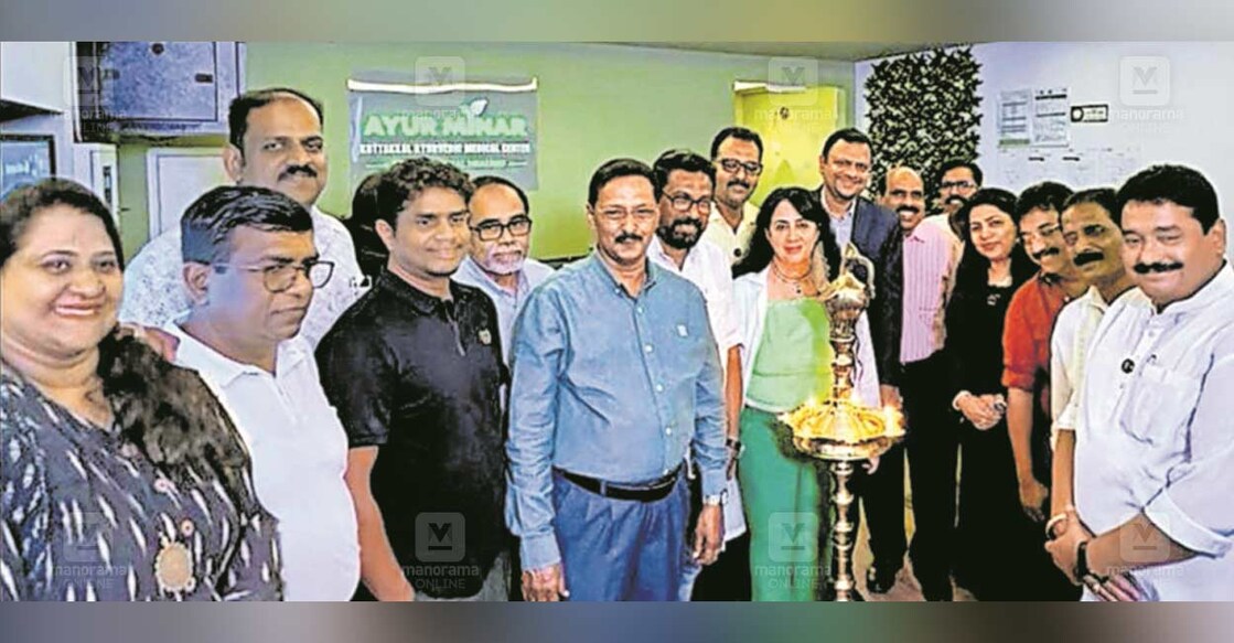 വെയ്റ്റ്‌ ലോസ് ചാലഞ്ചിന് തുടക്കം - Weight loss challenge | Dubai ...