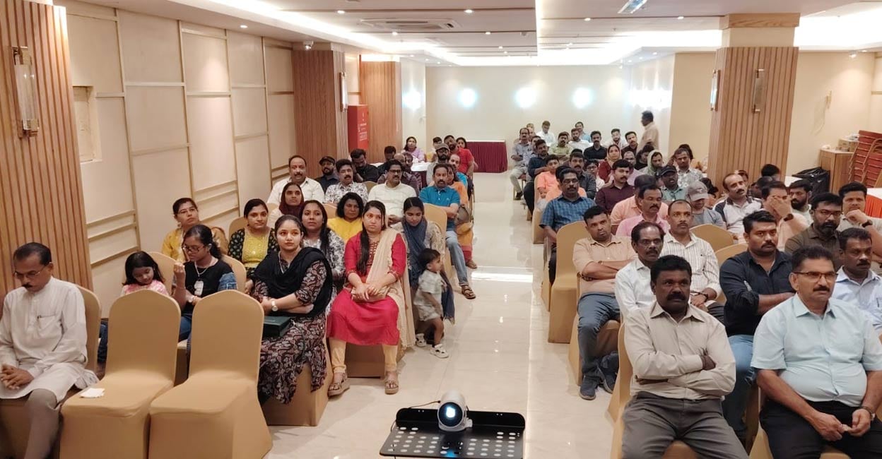 സുധാകർ റെഡ്ഡിയുടെയും വാഴൂർ സോമൻ എംഎൽഎയുടെയും വിയോഗത്തിൽ അനുശോചിച്ചു ...