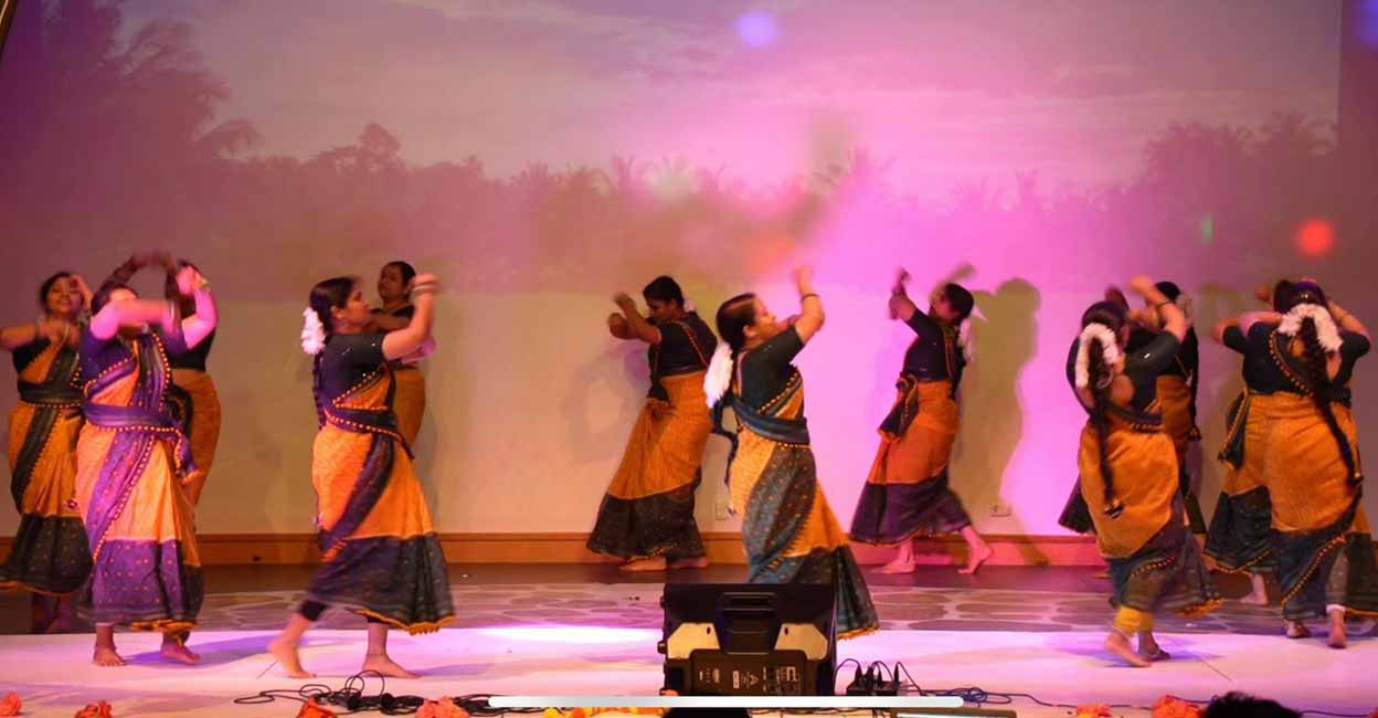ടിമാരു മലയാളി അസോസിയേഷൻ ഓണാഘോഷം; ഹെലികോപ്ടറിൽ പറന്നിറങ്ങി മാവേലി ...