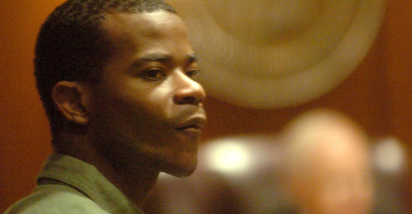 പൊലീസ് ഉദ്യോഗസ്ഥരെ പതിയിരുന്നാക്രമിച്ചു കൊലപ്പെടുത്തി; പ്രതിയുടെ ...