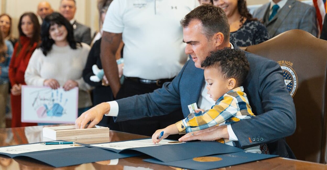 നിയമങ്ങൾ കൊണ്ട് പരിഹരിക്കാൻ കഴിയാത്ത സാമൂഹിക പ്രശ്‌നങ്ങ ...