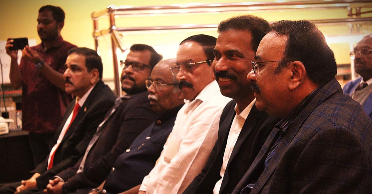 സിസ്റ്റർ മേരി ബനീഞ്ഞ അവാർഡ് പ്രഫ കോശി തലക്കലിന് - Sister Mary Baninha ...