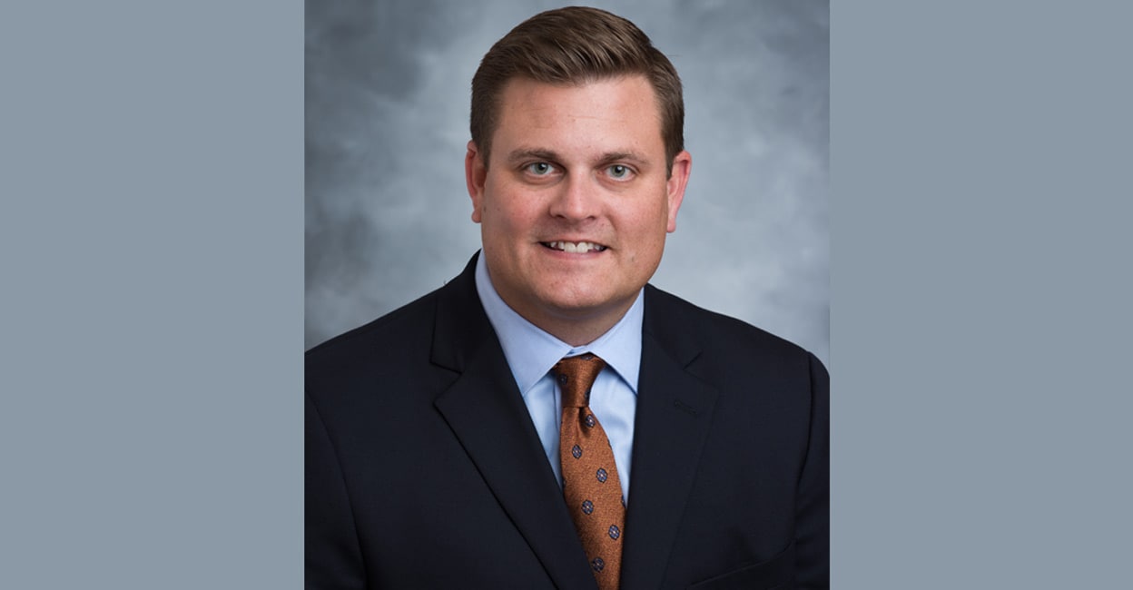 യുണൈറ്റഡ് ഹെൽത്ത്‌കെയർ സിഇഒ കൊല്ലപ്പെട്ടു പ്രതിയെ പിടികൂടാ ...