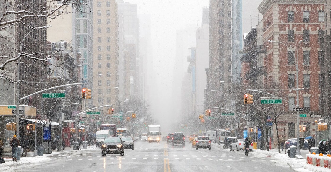 ഷിക്കാഗോയിൽ കനത്ത മഞ്ഞുവീഴ്ച; ഒഹെയർ രാജ്യാന്തര വിമാനത്താവളത്തി ...