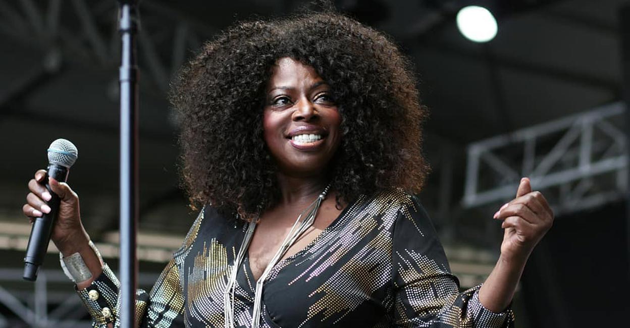 ഗായിക ആഞ്ചി സ്റ്റോൺ കാറപകടത്തിൽ മരിച്ചു - Music Concert In Montgomery ...