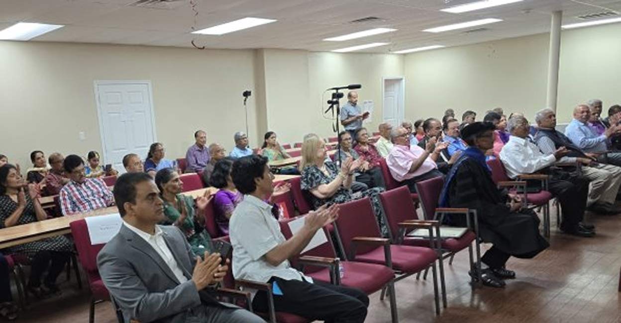 എഴുത്തുകാരനും ചിന്തകനുമായ നൈനാൻ മാത്തുള്ളക്ക് ഡോക്ടറേറ്റ് ലഭിച്ചു ...