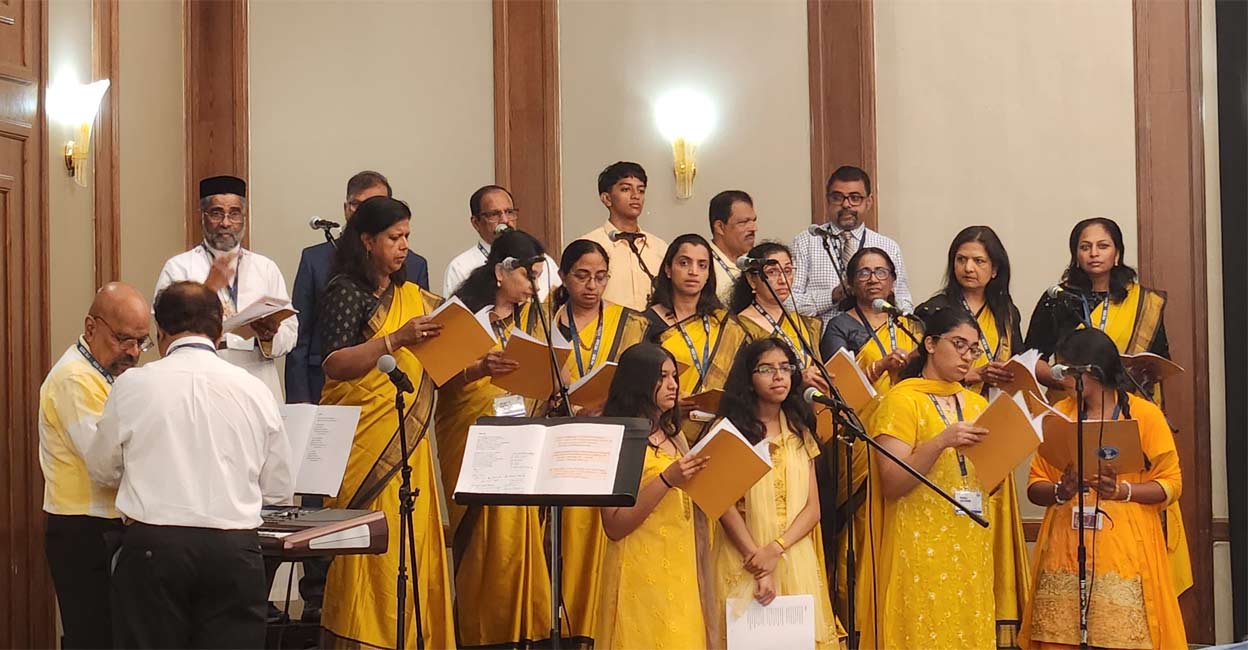 മലങ്കര ഓർത്തഡോക്സ് ഫാമിലി കോൺഫറൻസിൽ ശ്രദ്ധേയമായി ഗായകസംഘം - Choir ...