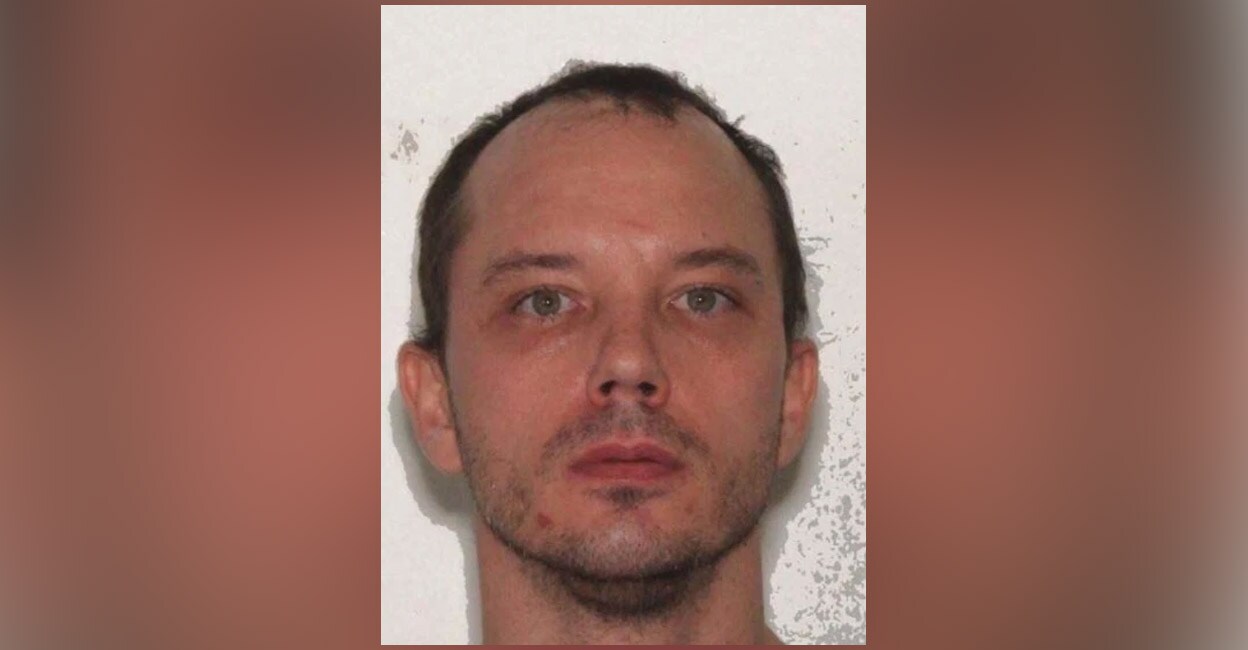 ഓക് ലഹോമയിൽ ദമ്പതികളെ മരിച്ച നിലയിൽ കണ്ടെത്തി കൊലപാതകത്തിന് പിന്നിൽ മക ...