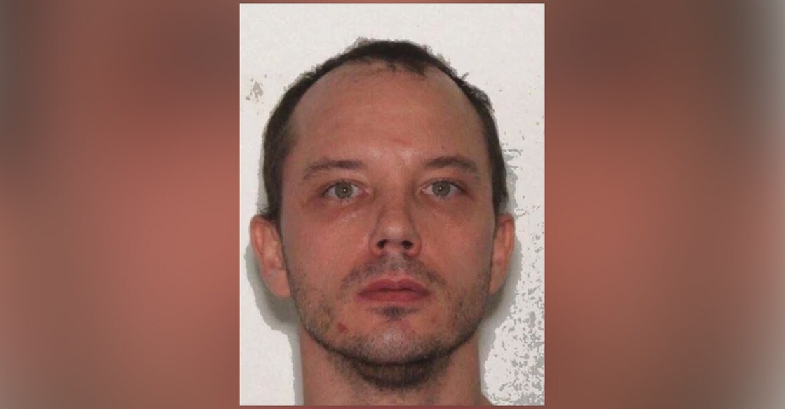 ഓക് ലഹോമയിൽ ദമ്പതികളെ മരിച്ച നിലയിൽ കണ്ടെത്തി കൊലപാതകത്തിന് പിന്നിൽ മക ...