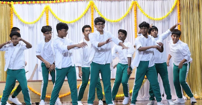 റിവർസ്റ്റോൺ ഒരുമയുടെ പൊന്നോണ നക്ഷത്രരാവ് ശ്രദ്ധേയമായി - Riverstone ...