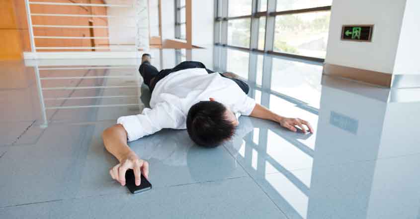 കുഴഞ്ഞുവീണു മരണം; കാരണങ്ങൾ ഇങ്ങനെ, സൂക്ഷിക്കണം ഇവയെ | Collapsed death ...