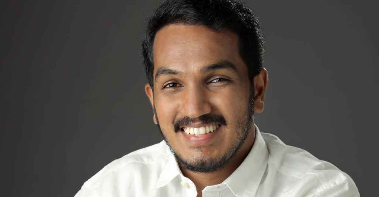 പുതുപ്പള്ളിക്ക് ഒരു പുണ്യാളനേ ഉള്ളൂ; വ്യക്തികൾ തമ്മിലുള്ള മല്ലയുദ്ധമല്ല ...