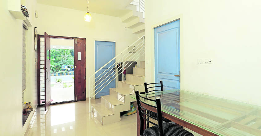 ലളിതം സുന്ദരം | Small Plot House Plan | Low Cost Home Plan | Interior ...