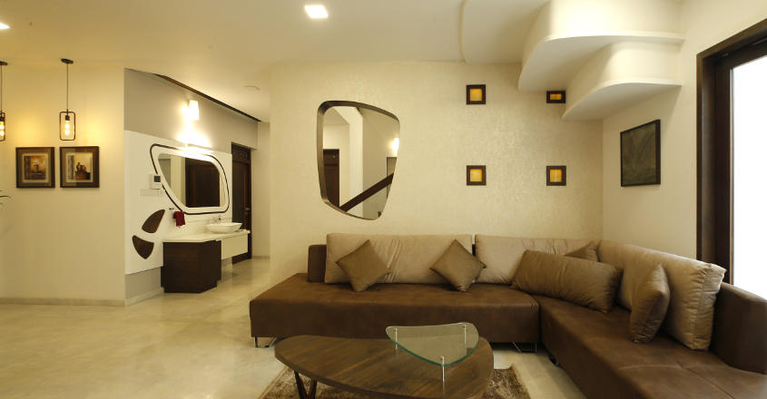 കണ്ടാൽ വെറും പാവം, പക്ഷേ അകത്തേക്ക് കയറിയാലോ! | Manjeri House | Luxury ...