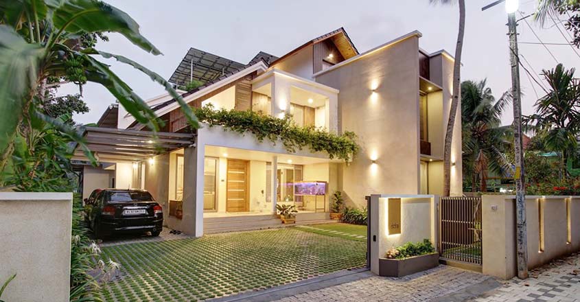 കാറ്റും വെളിച്ചവും പച്ചപ്പും നിറയുന്ന വീട് | Open Themed House ...