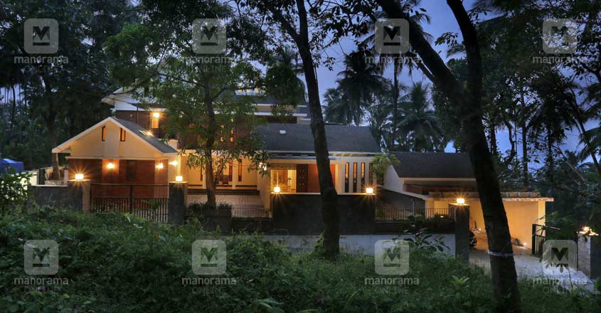 ഇത്തരം ഒരു കാഴ്ച അപൂർവം; പ്രകൃതിയുടെ മടിത്തട്ടിൽ ഒരു അദ്ഭുതവീട്