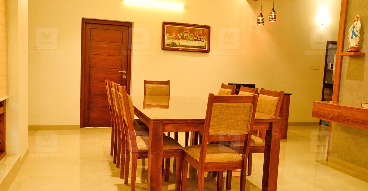 'മച്ചാനെ, ഇതുപോരേ അളിയാ'! സൂപ്പർഹിറ്റായി ഈ ക്യൂട്ട് വീട് | Traditional ...