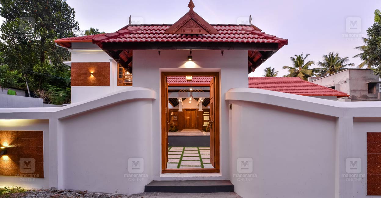 പുറമെ നാടൻ, ഉള്ളിൽ മോഡേൺ; നാട്ടിലെ താരമായി വീട് |Homestyle ...