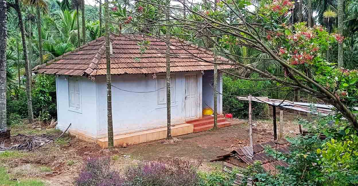 വാസ്തു നോക്കി പണിത വീടും വെള്ളമില്ലാത്ത കിണറും; അനുഭവം