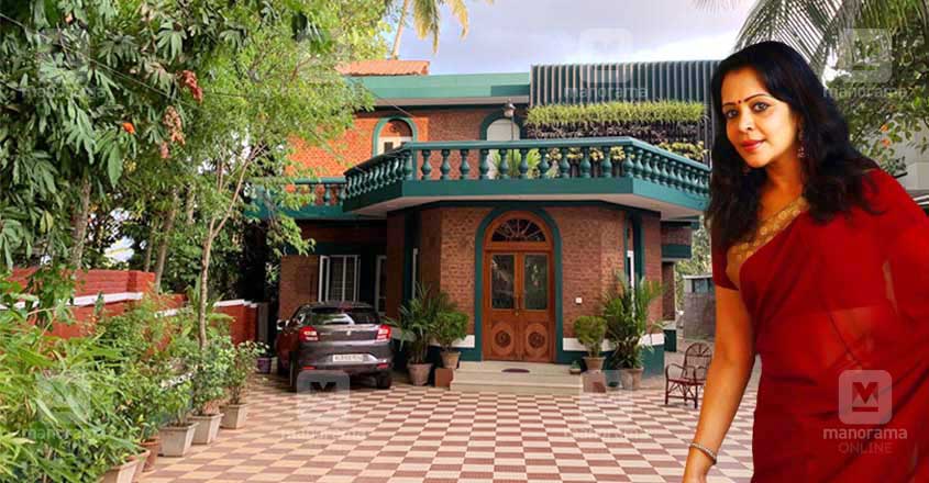 അച്ഛന്റെയും ഭർത്താവിന്റെയും ഓർമയാണ് ഈ വീട്: ദേവി അജിത് Devi Ajith ...