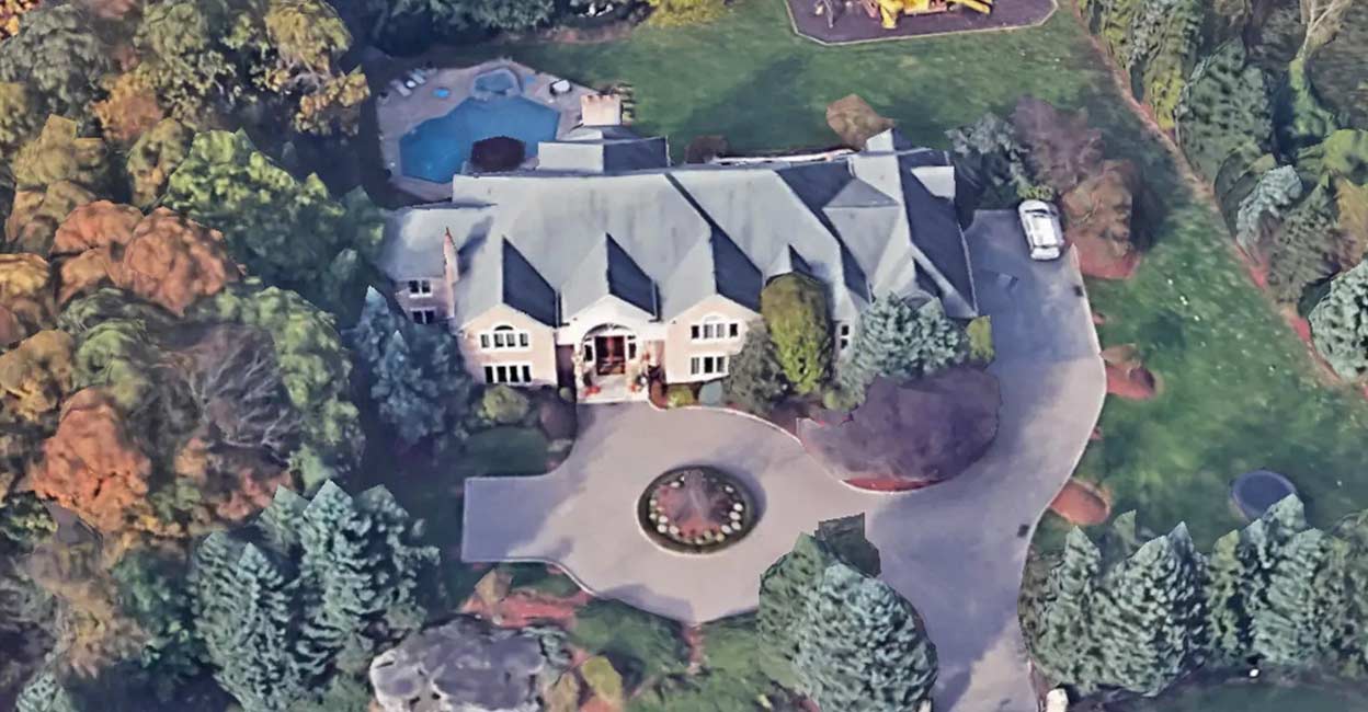 ഒരടിയിലൂടെ ലോകപ്രശസ്തനായി! നടൻ ക്രിസ് റോക്കിന്റെ വീട് |Homestyle ...