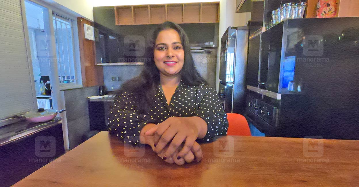 നടി ഫറ ഷിബ്‌ലയുടെ വീട്; വിഡിയോ | Fara Shibla |Homestyle |Manoramaonline ...