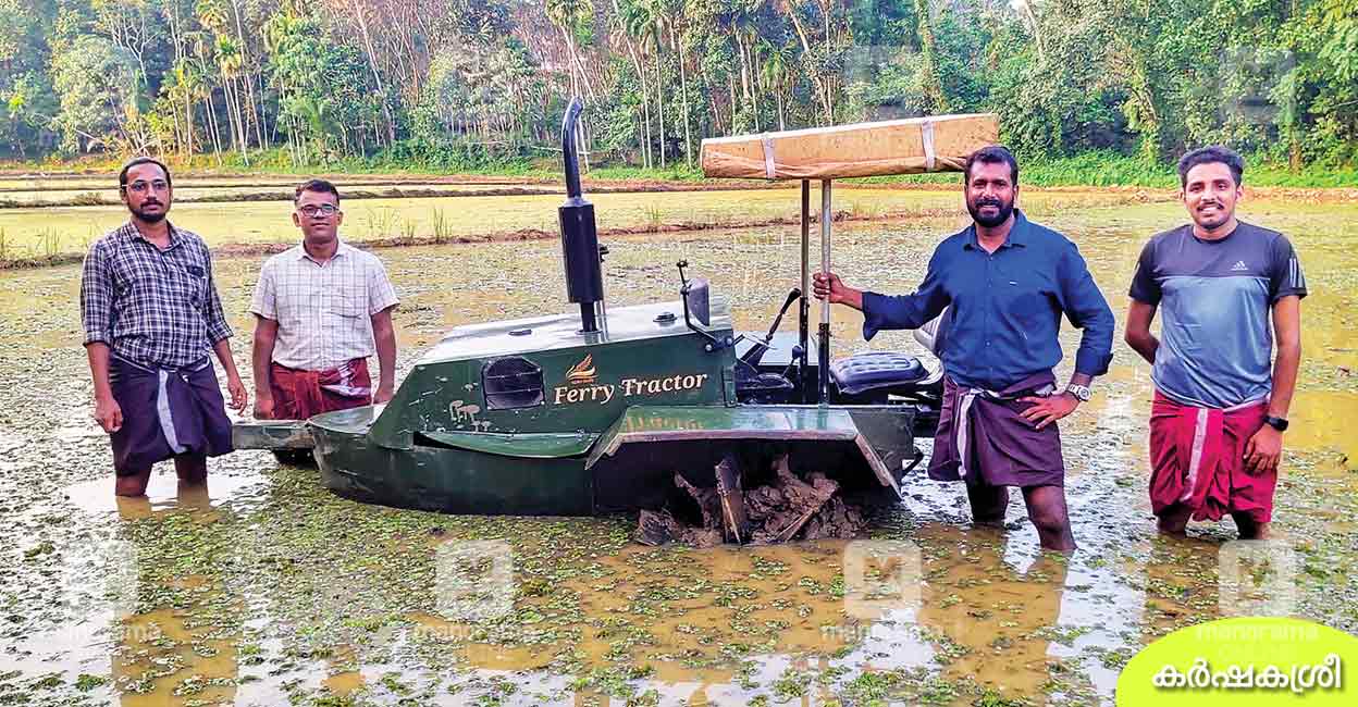 ചേറിനു മീതേ പറക്കും ചേറിനെയാകെ ഇളക്കും; ചതുപ്പിൽ താഴാതെ മലയാളികളുടെ ...