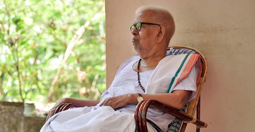 അക്കിത്തം അച്യുതൻ നമ്പൂതിരിക്ക് ജ്ഞാനപീഠ പുരസ്കാരം | Akkitham Achuthan ...
