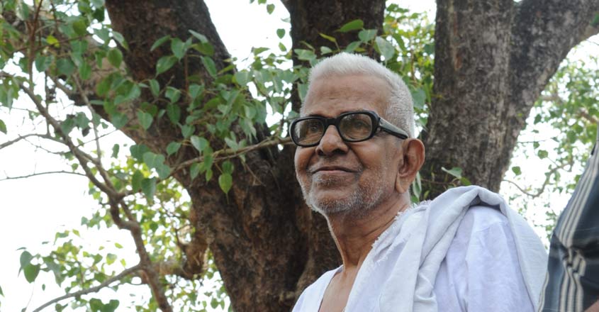 കവിതയിലേക്കെത്താൻ പ്രത്യേക വഴികളില്ല | Akkitham Achuthan Namboothiri ...