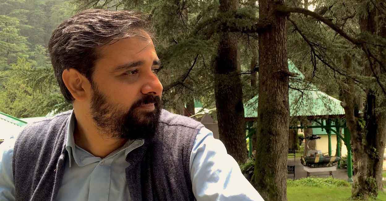 ' അക്ഷരാർത്ഥത്തിൽ അല്ല, കാവ്യാത്മകമായി ചിന്തിക്കുക, അപ്പോള്‍ സാധ്യതക ...