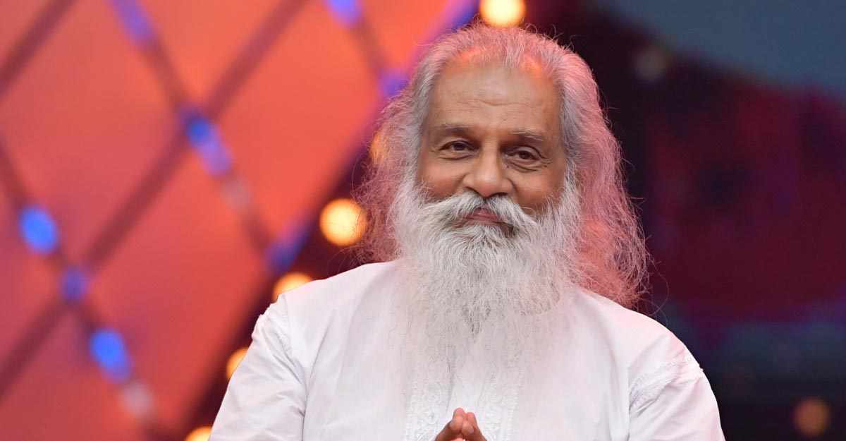 ‘യേശുദാസിന്റെ കഴിവിൽ ഒരു പോറൽപോലും ഏറ്റിട്ടില്ല എന്നു കാണിക്കാൻ മനഃപൂ ...