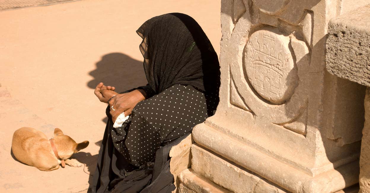 മേൽവിലാസം ഇല്ലാത്തവരുടെ സങ്കടങ്ങൾ - Short Story | Literature ...