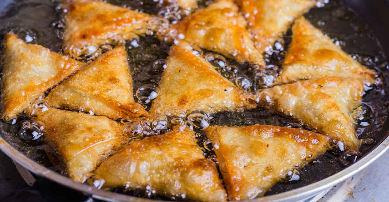 സമൂസ - ജസീം മുഹമ്മദ് എഴുതിയ കവിത | Malayalam Poem | Writers Blog ...