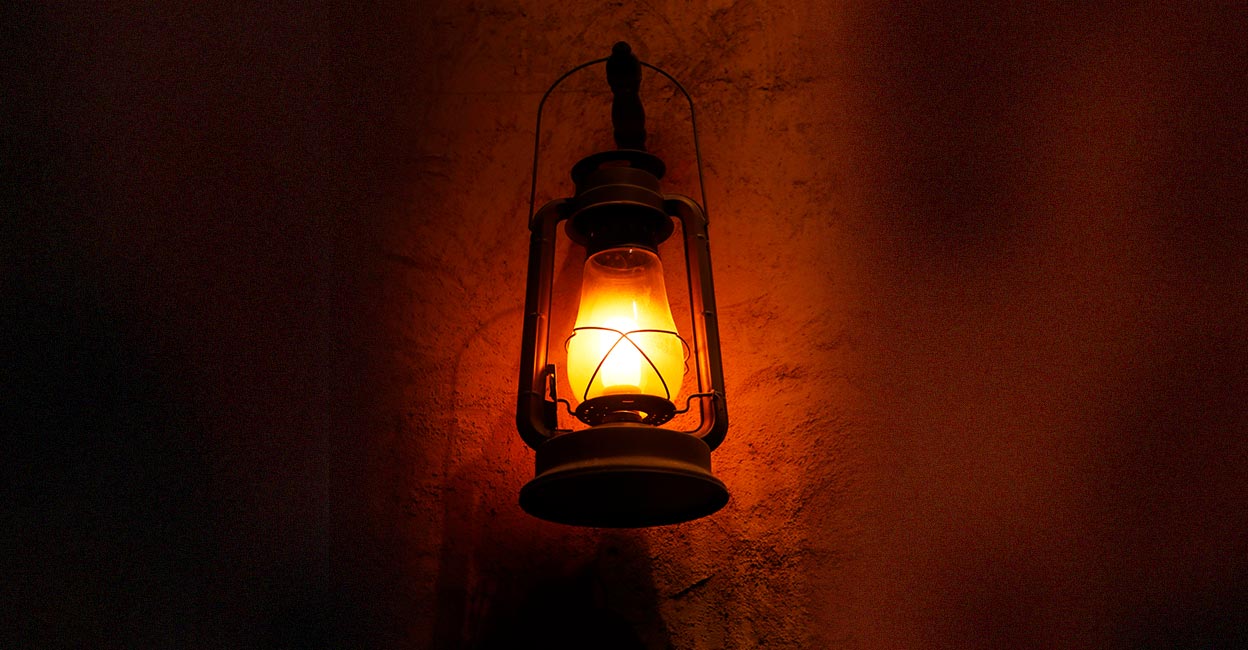 റാന്തൽ ദിവാകരൻ പി. സി. എഴുതിയ കഥ - Short Story | Writers Blog ...