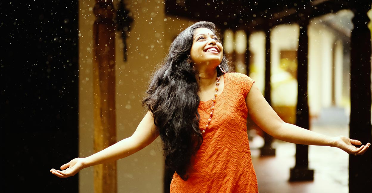 മഴ പെയ്യുമ്പോൾ ബി. ലേഖ എഴുതിയ കവിത - Malayalam Poem | Writers Blog ...