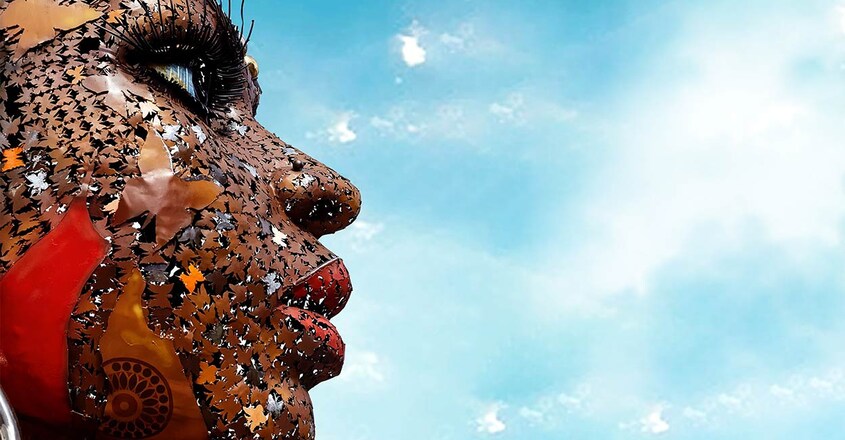 ഭാര്യയുടെ രൂപത്തിൽ 12 അടി ഉയരമുള്ള ശിൽപം; നിർമ്മിക്കാന്‍ ഉപയോഗിച്ചത് ...