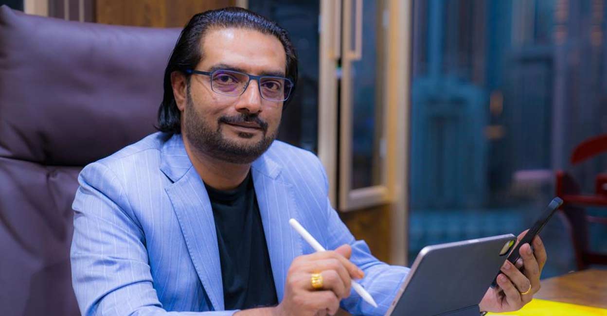 ഡിഡിആർസിയിൽ നിന്നും സിനിമാ നിർമാതാവിലേക്ക്; 4 സിനിമകളുമായി ഡോ. അജിത് ...